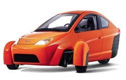 Un start-up si o masina pe 3 roti – Elio Motors